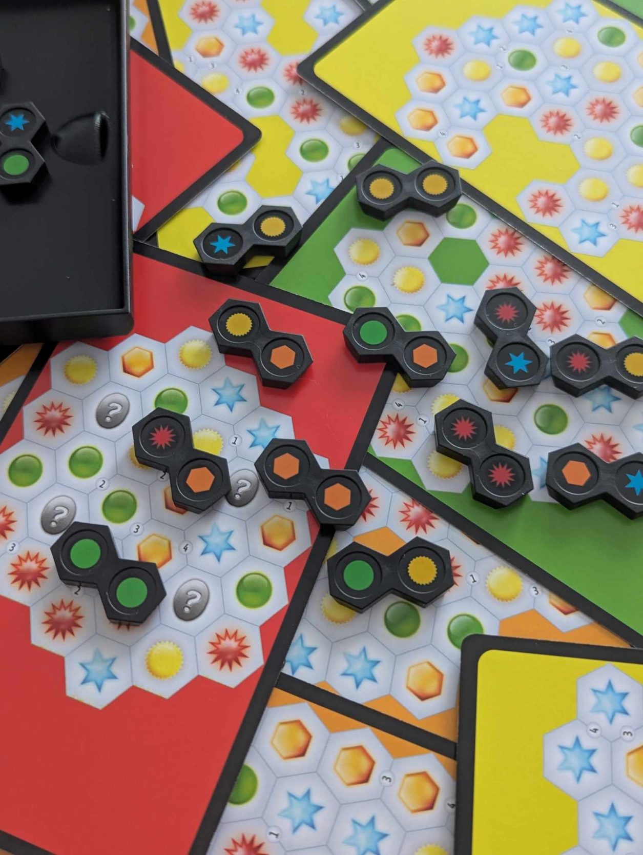 Genial Brain Games – Madres Desterradas